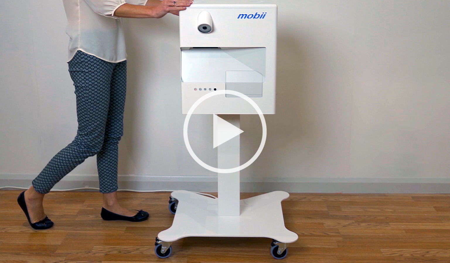 omiVista Mobii Interactive Projection System - OM Interactive